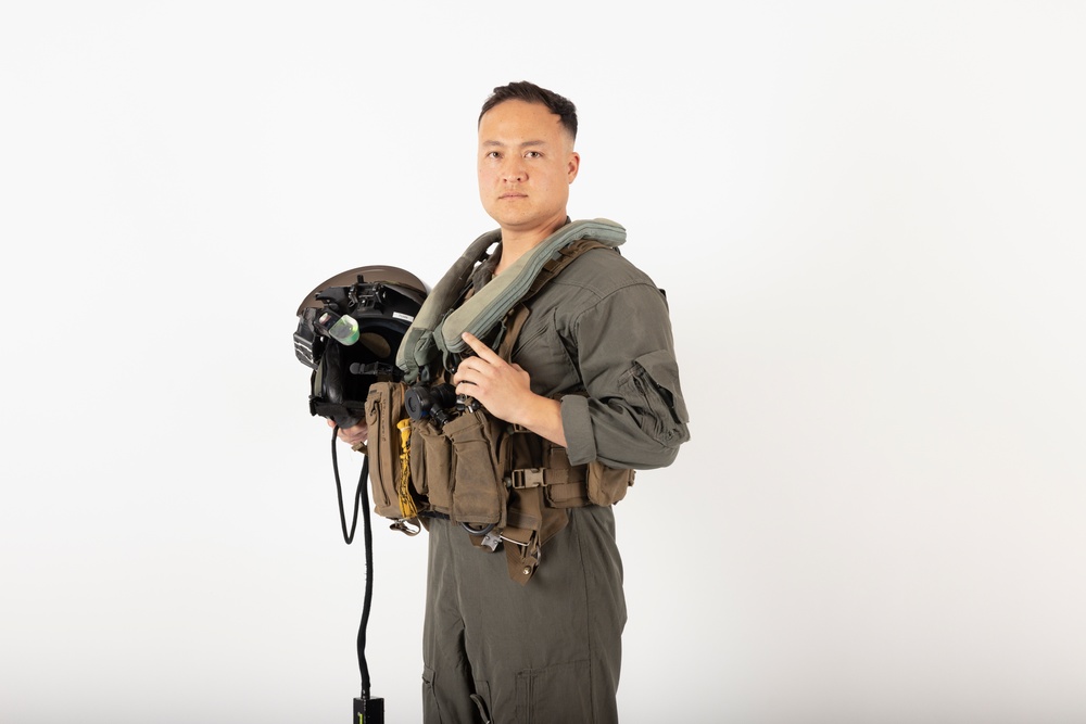 DVIDS - Images - America’s Airshow: Marines pose for Content [Image 3 of 9]