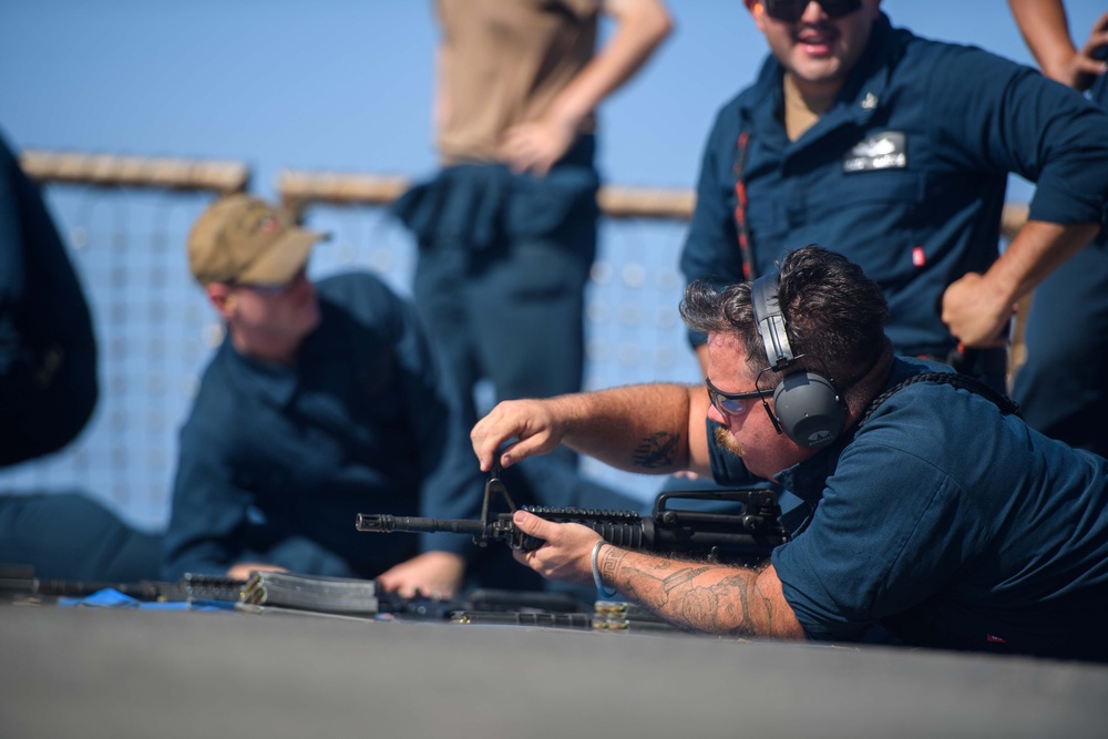 DVIDS - Images - USS Laboon (DDG 58) Conducts a Live-Fire Exercise in ...
