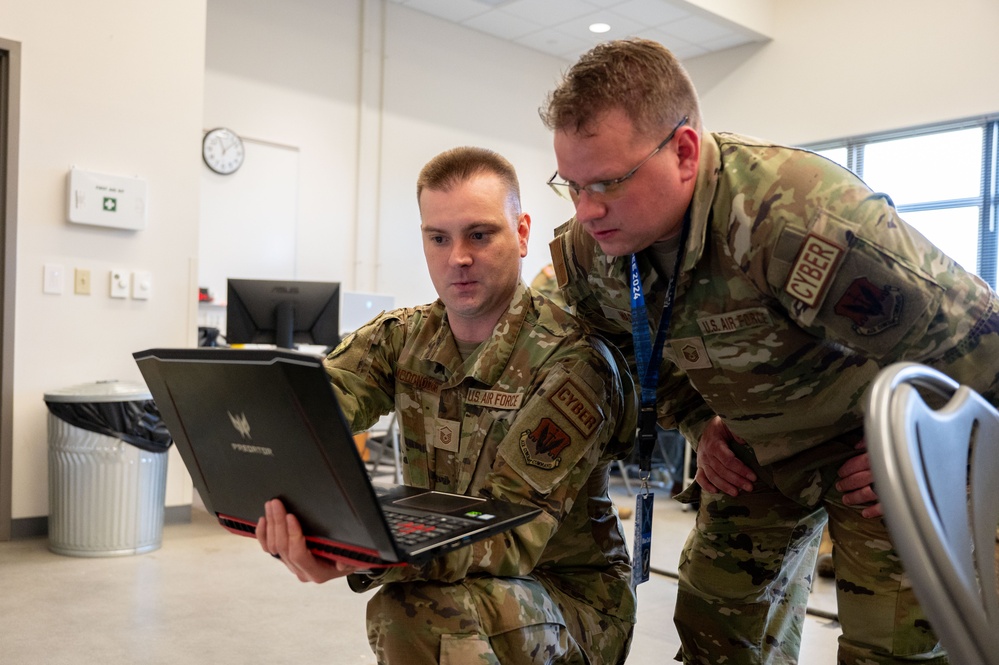 DVIDS - Images - Massachusetts National Guard hosts Defensive Cyber ...