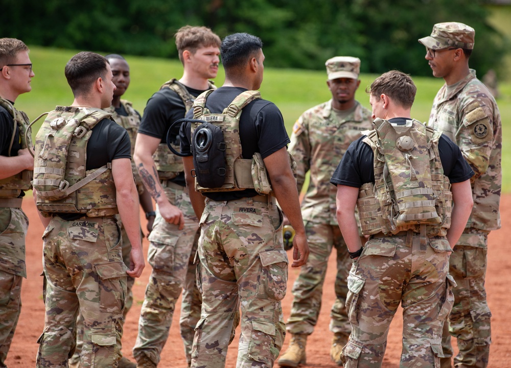 DVIDS - Images - 2CR Dragoon Week 2024: PT Competition [Image 8 of 11]