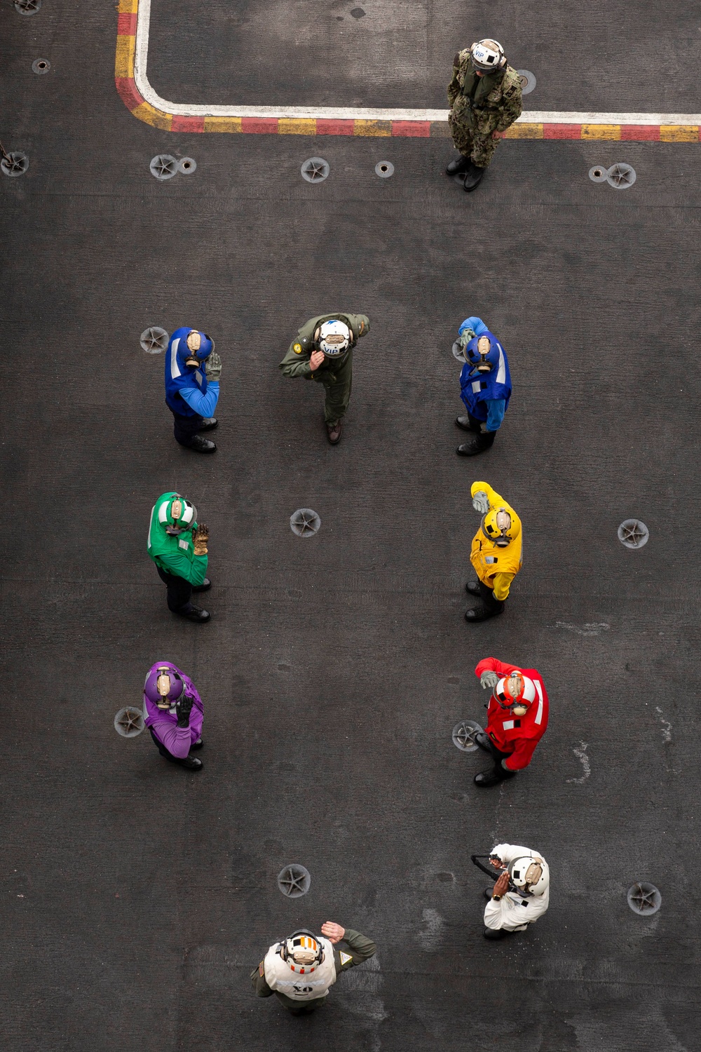 DVIDS - Images - CSG-11 arrives aboard Abraham Lincoln [Image 1 of 2]