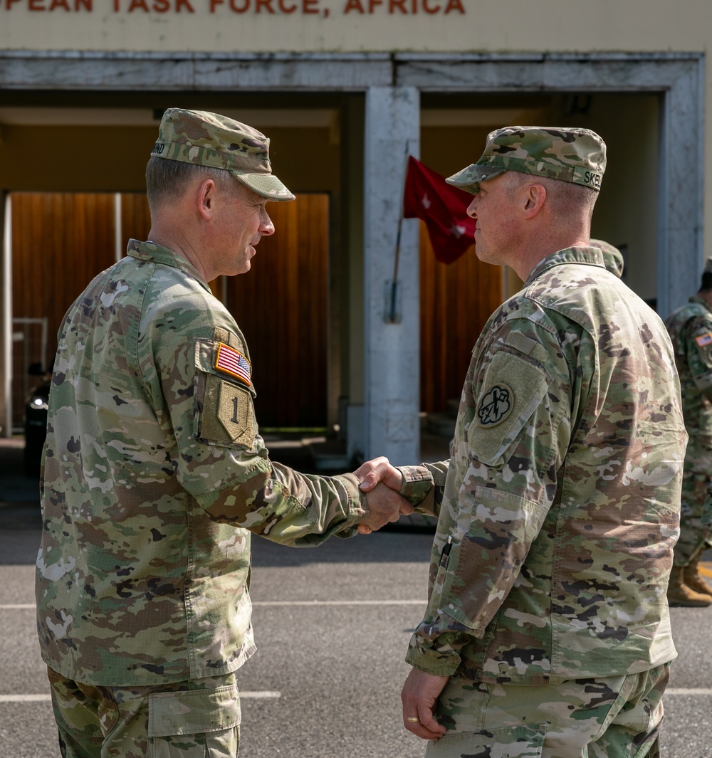 DVIDS - Images - Maj. Gen Wasmund holds LPD [Image 3 of 4]