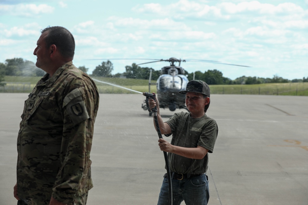 DVIDS - Images - COL Phillip Robinson's Final Flight [Image 4 of 4]