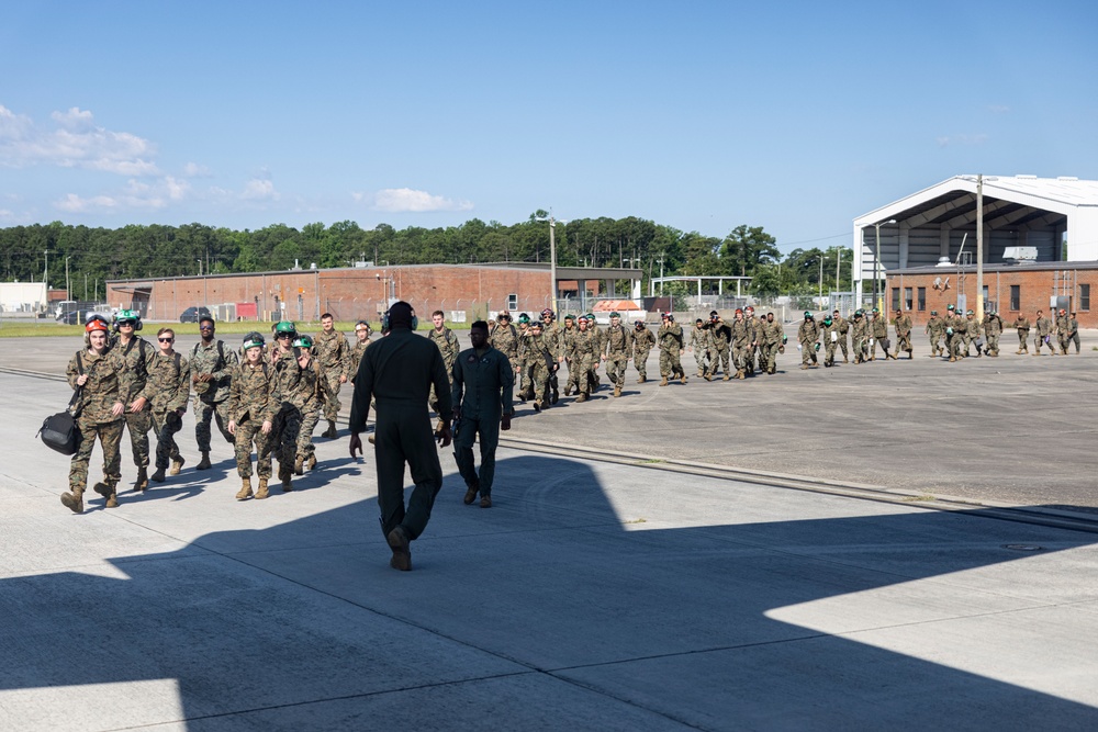 DVIDS - Images - U.S. Marines with VMGR-252 and VMA-231 support ...