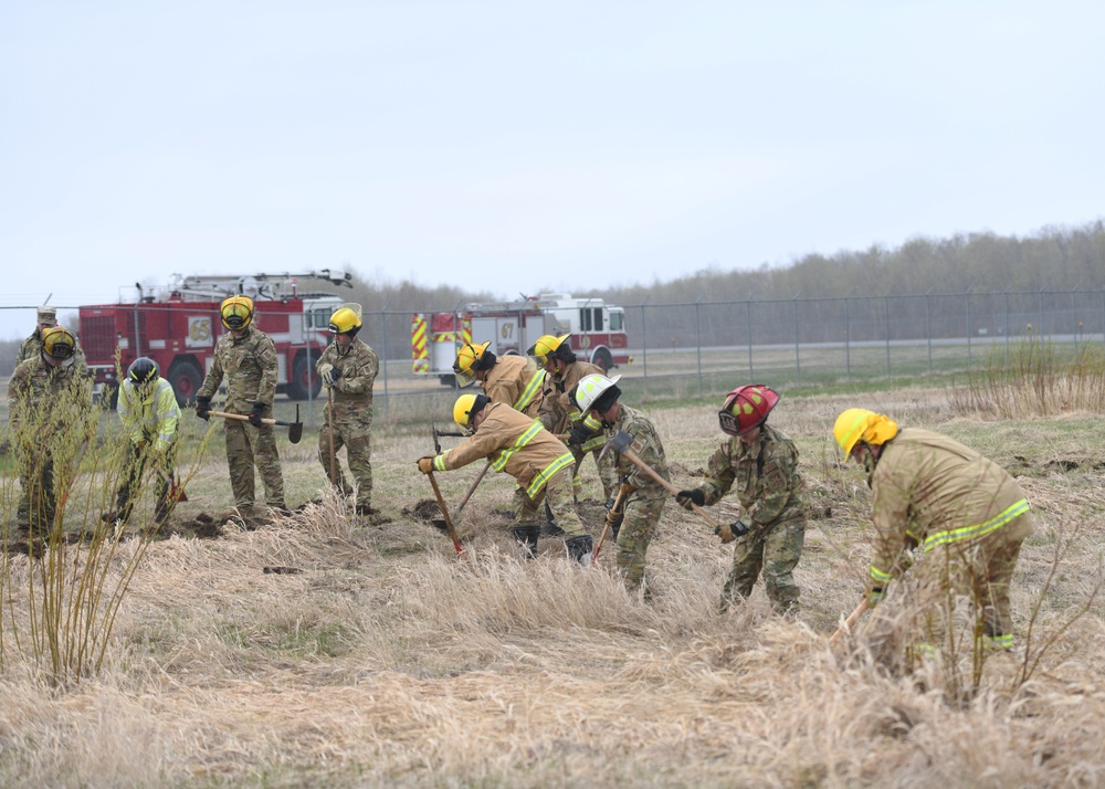 DVIDS - Images - 148th Fighter Wing conducts wildland fire training ...