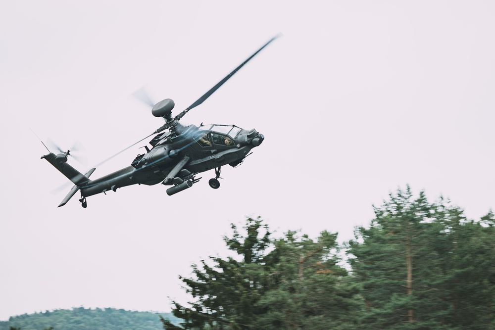 DVIDS - Images - Apache Takes Flight over HTA [Image 5 of 6]