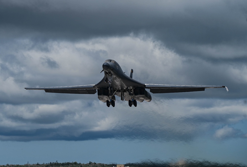 DVIDS - Images - Headline: 37th Expeditionary Bomb Squadron B-1B Lancer ...