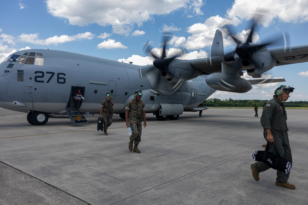 DVIDS - Images - U.S. Marines with VMFA-312 arrive at MCAS Beaufort [Image 5 of 5]
