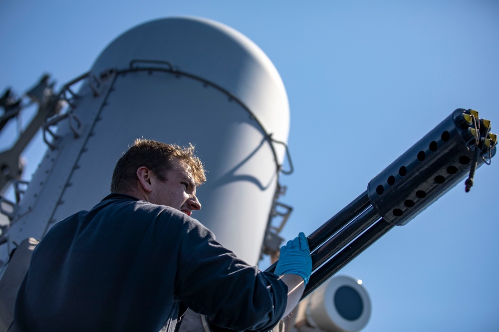 DVIDS - Images - USS Ralph Johnson Conducts Fresh Water Washdown [Image ...