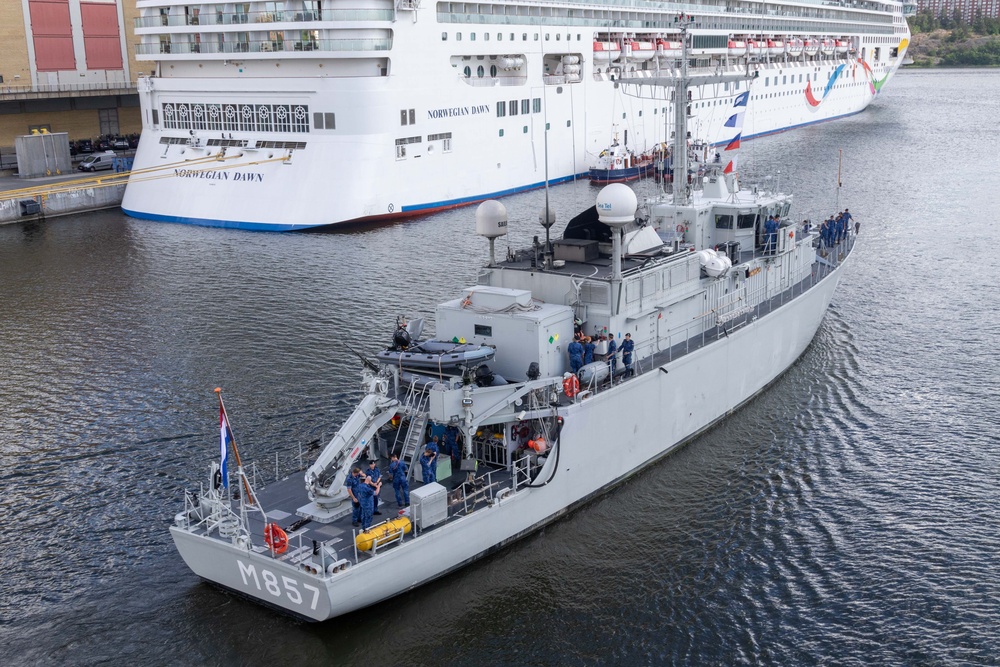 DVIDS - Images - BALTOPS 24 Ship Transits Through Sweden