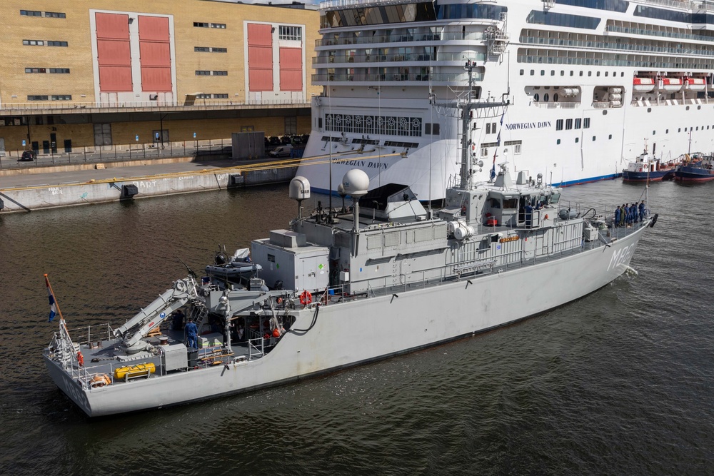 DVIDS - Images - BALTOPS 24 Ship Transits Through Sweden