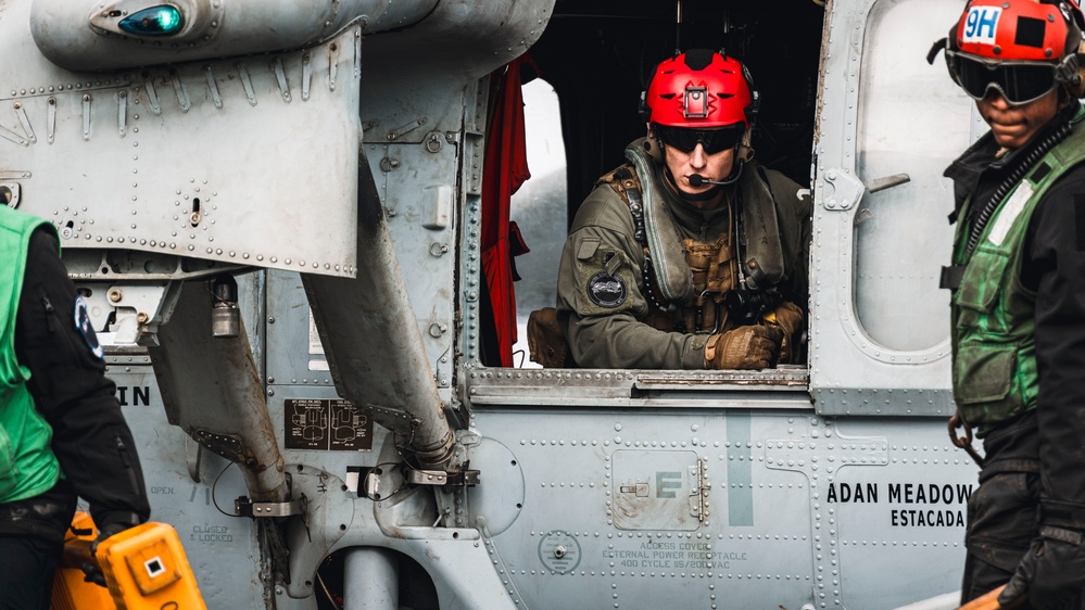 DVIDS - Images - George Washington Conducts Flight Operations [Image 2 ...