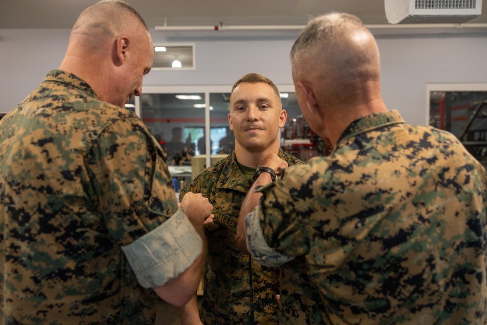 DVIDS - Images - Commandant, Gen. Smith, and Sgt. Maj. Ruiz Visit 2nd ...