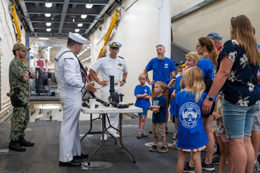 DVIDS - Images - Fort Lauderdale Holds Tours during Maryland Fleet Week ...