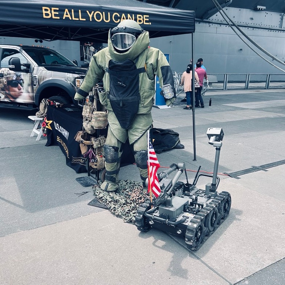 DVIDS - Images - EOD technicians support US Army recruiting effort ...