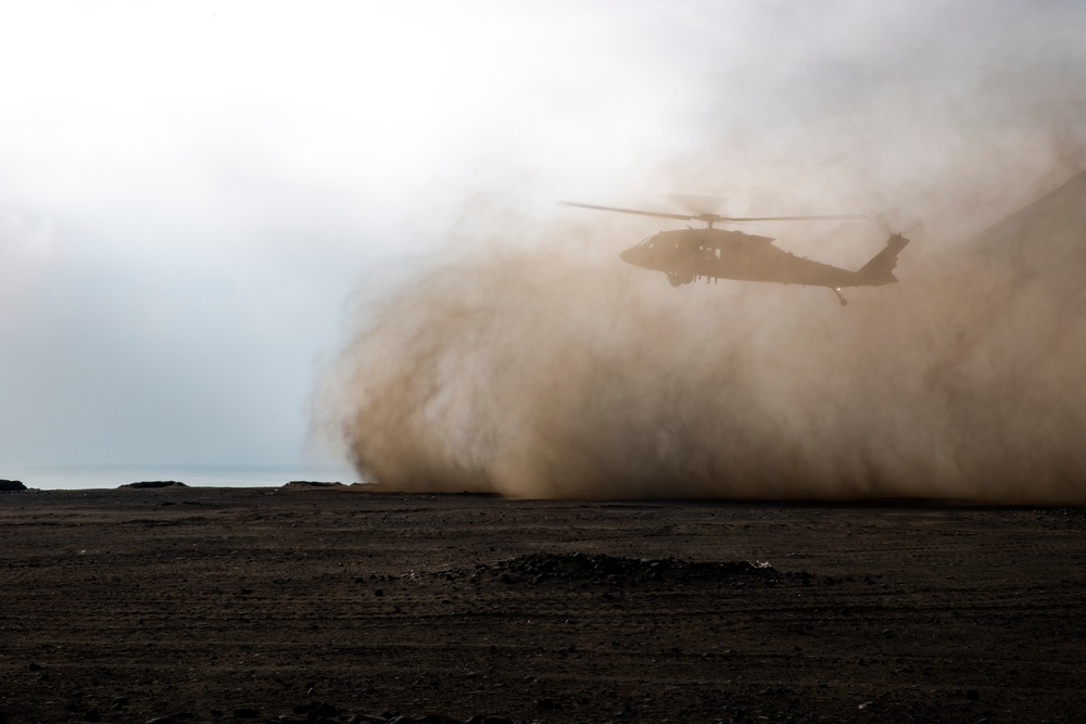DVIDS - Images - U.S. Marines conduct simulated raid during exercise ...