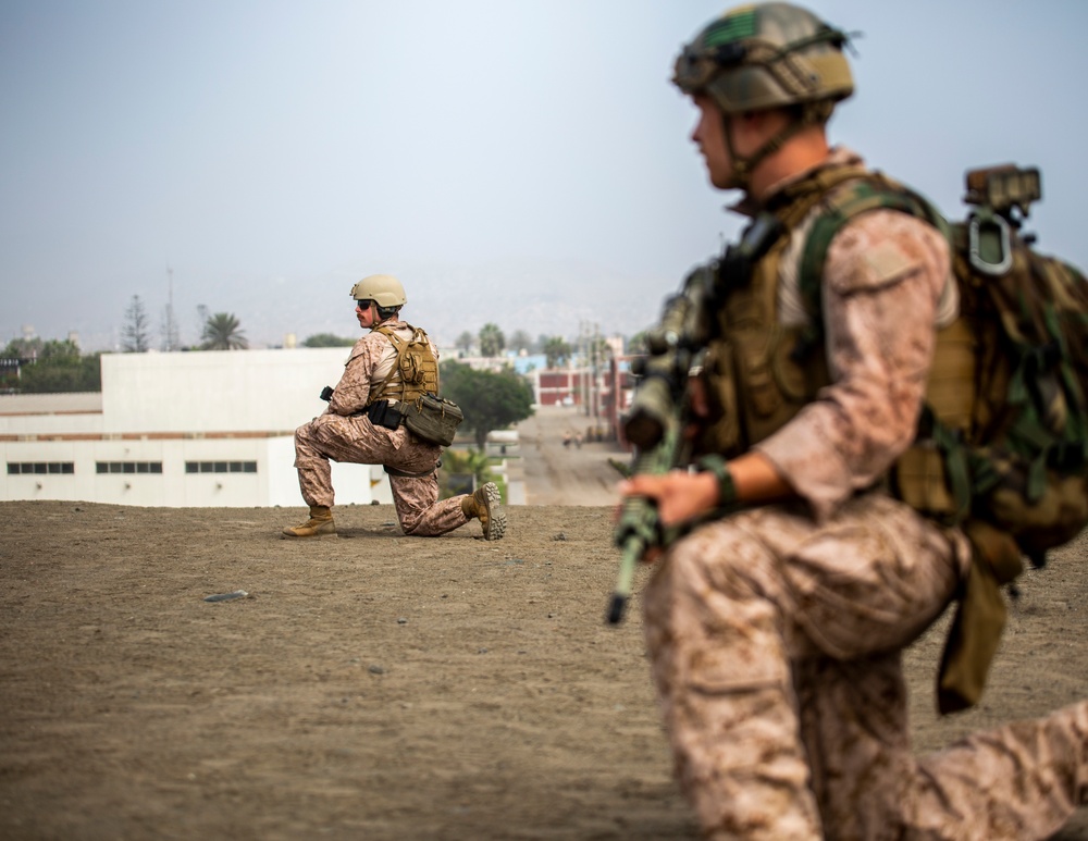 DVIDS - Images - U.S. Marines conduct simulated raid during exercise ...