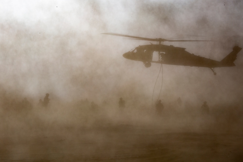 DVIDS - Images - U.S. Marines conduct simulated raid during exercise ...