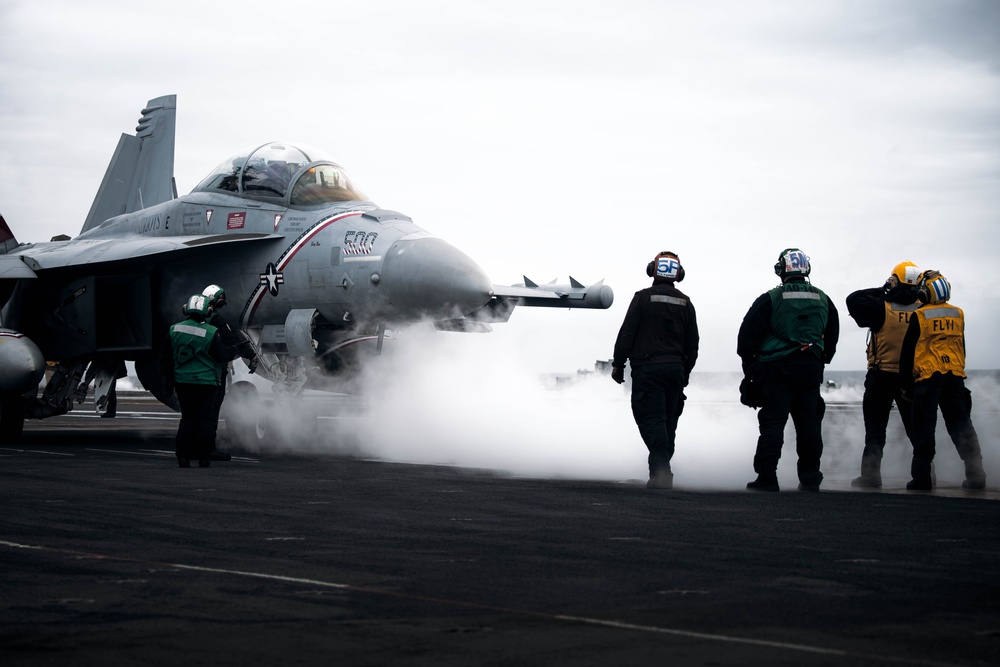 DVIDS - Images - George Washington Conducts Flight Operations in the ...