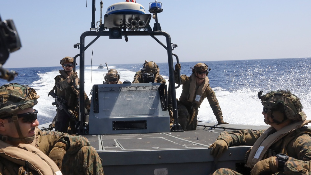 DVIDS - Images - BLT 1/8, 24th MEU (SOC) Small Boat Operations from USS ...