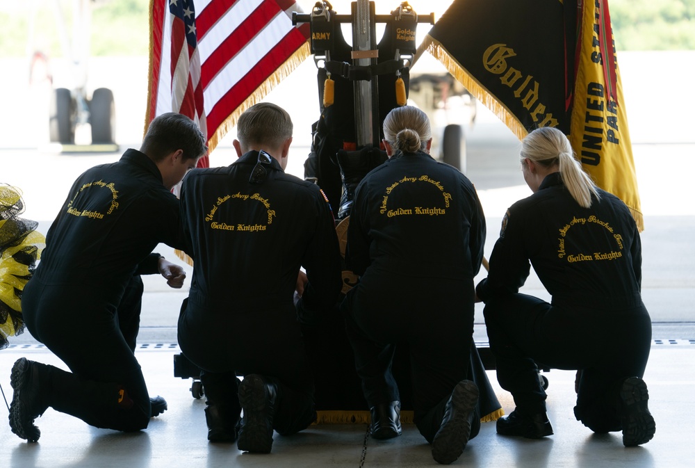 DVIDS - Images - Golden Knights hold memorial for fallen jumper [Image ...