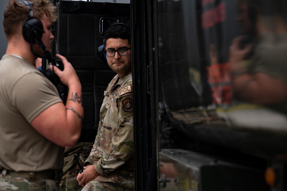 Dvids Images Wolf Pack Conducts First Ever Kc 135 Hot Pit Refueling