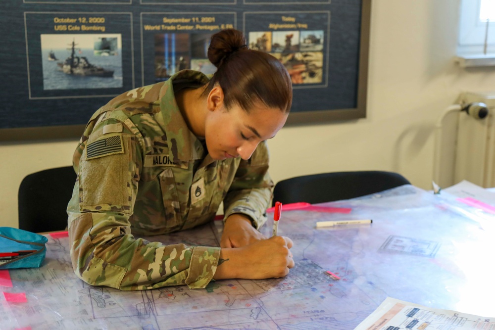 DVIDS - Images - CATC Course Intelligence Support Team [Image 11 of 11]