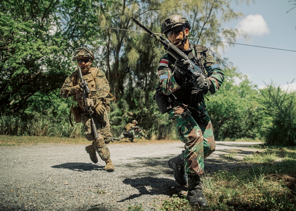 DVIDS - Images - U.S. Marines Partner with Indonesian Forces for RIMPAC ...