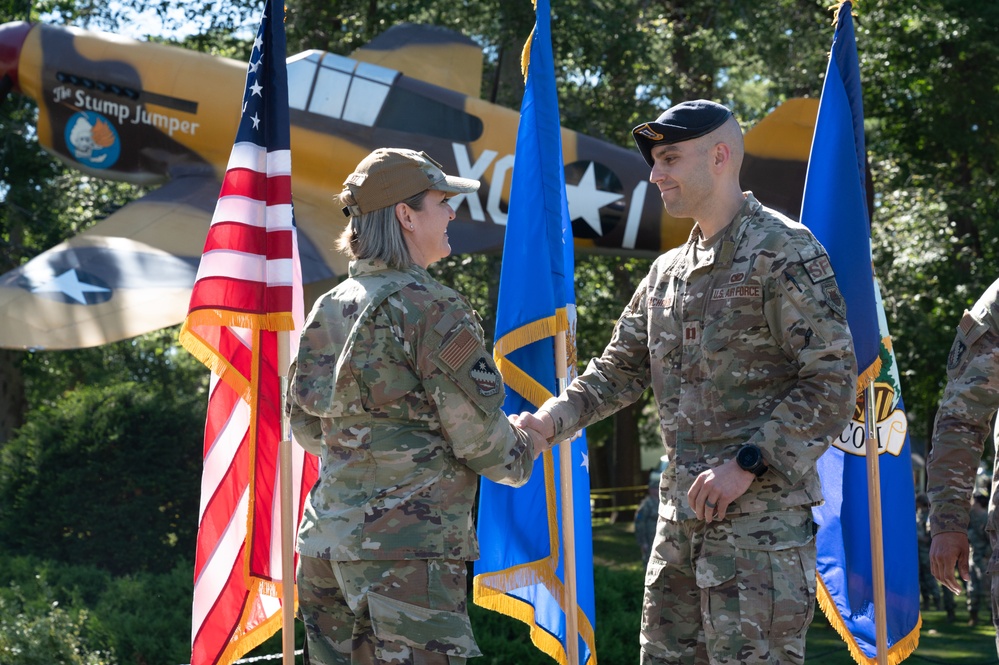 DVIDS - Images - Deployers welcomed home [Image 1 of 3]