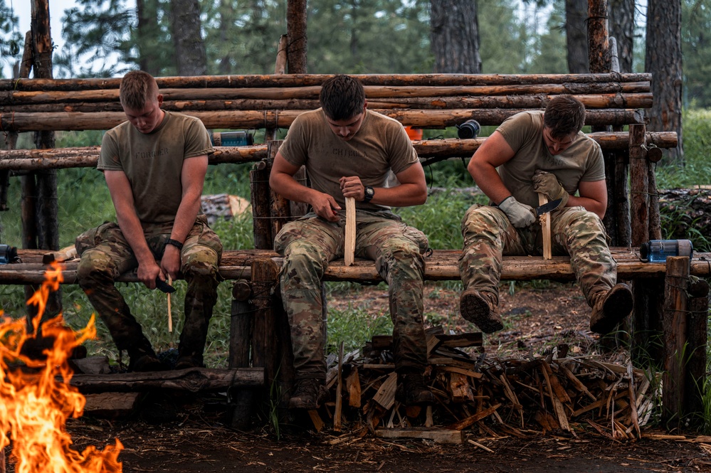 DVIDS - Images - Survival, Evasion, Resistance, and Escape pre-team 25 ...