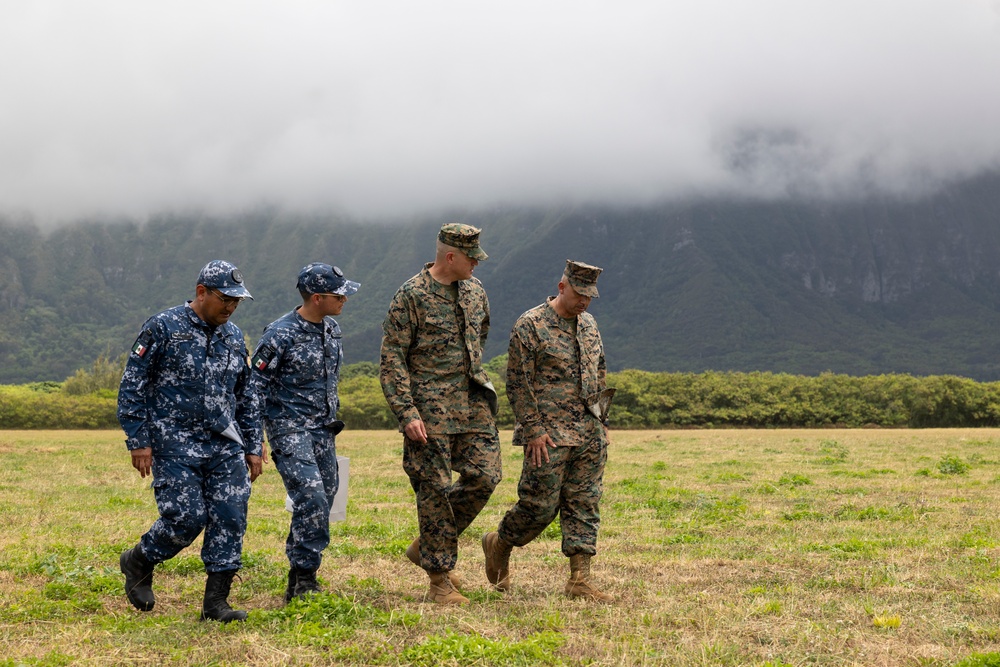 DVIDS - Images - US Marines conduct fast rope demonstration for ...