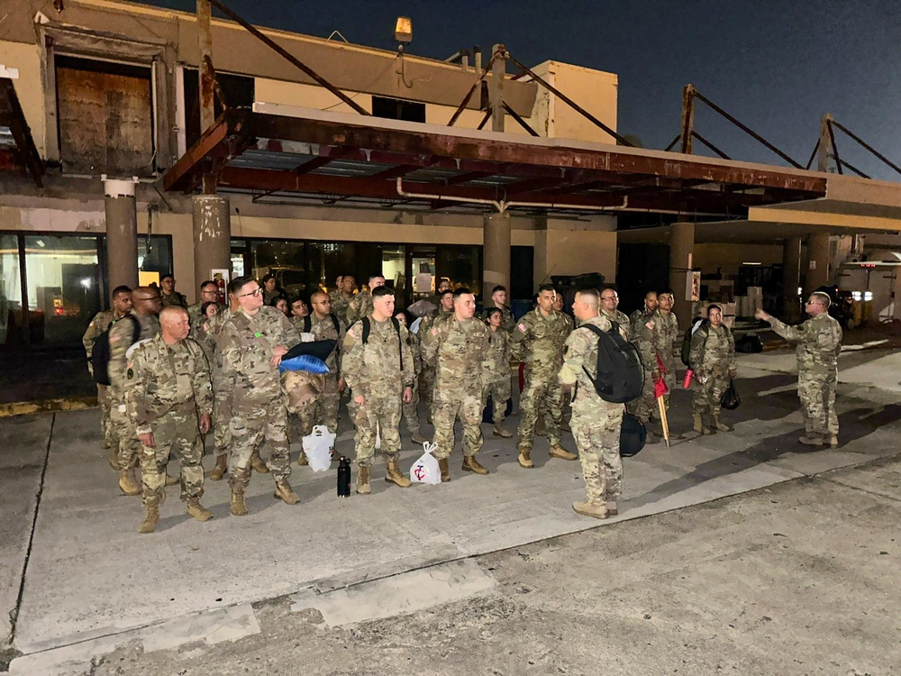 DVIDS - Images - 130th Engineer Battalion Departs [Image 5 of 5]