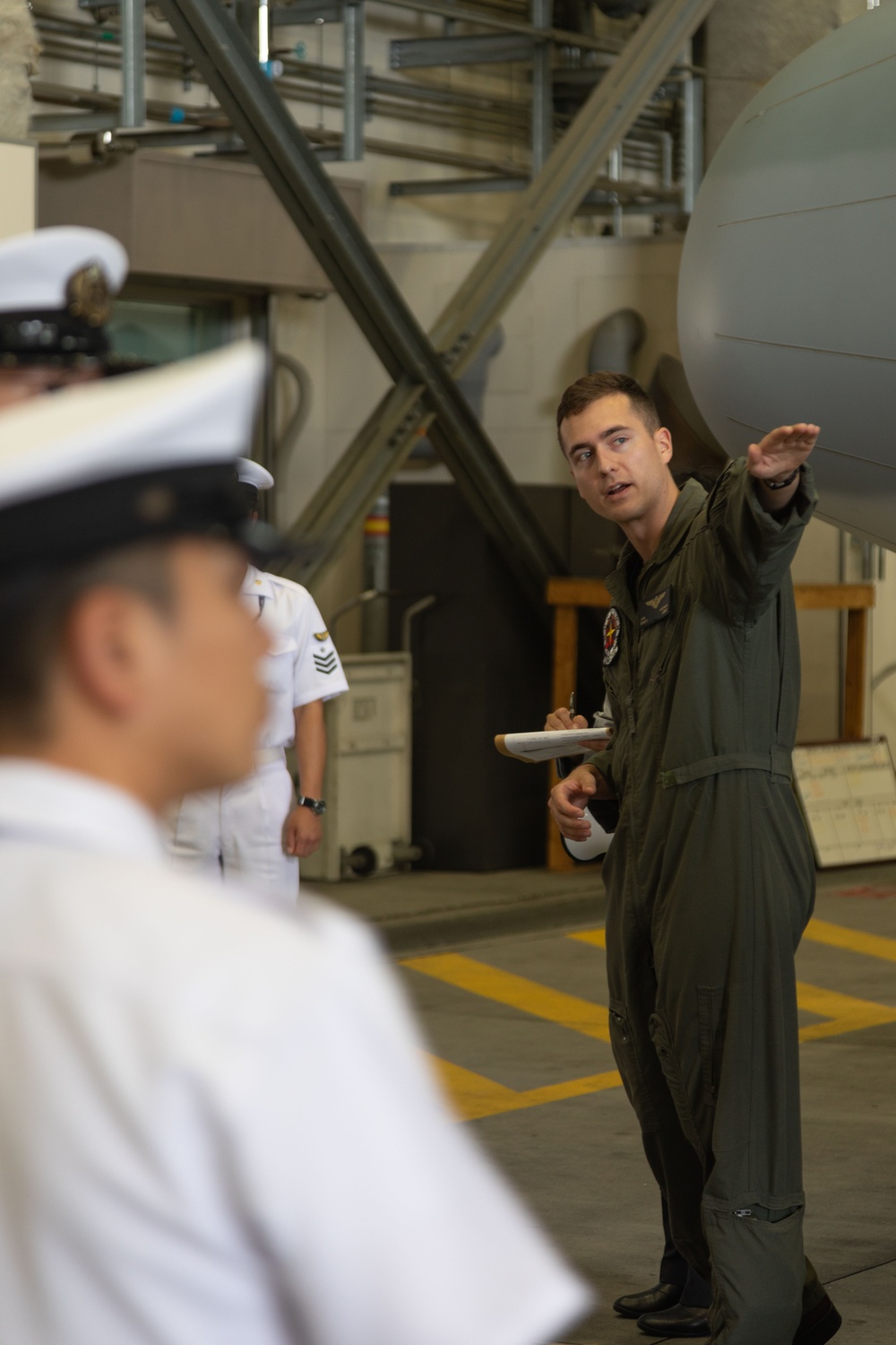 DVIDS - Images - JMSDF Cadets Tour MCAS Iwakuni [Image 5 of 10]