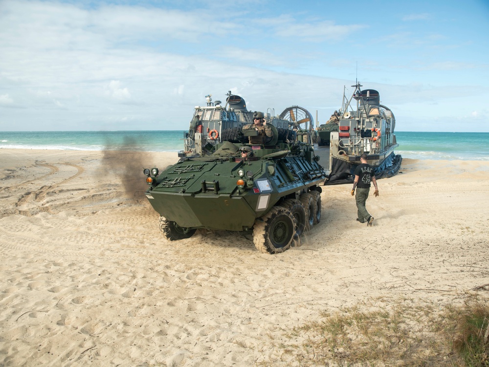 DVIDS - Images - 15th MEU offloads LCACs at MCTAB during RIMPAC 2024 ...