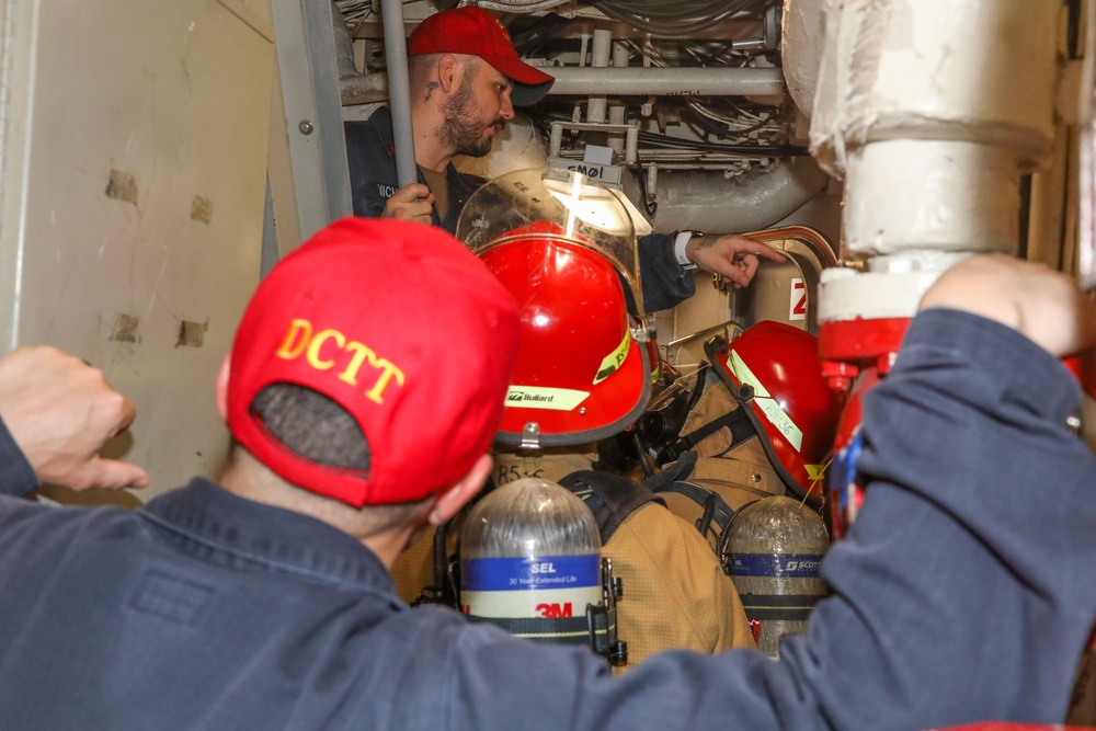 DVIDS - Images - Sailors aboard the USS Howard conduct a damage control ...