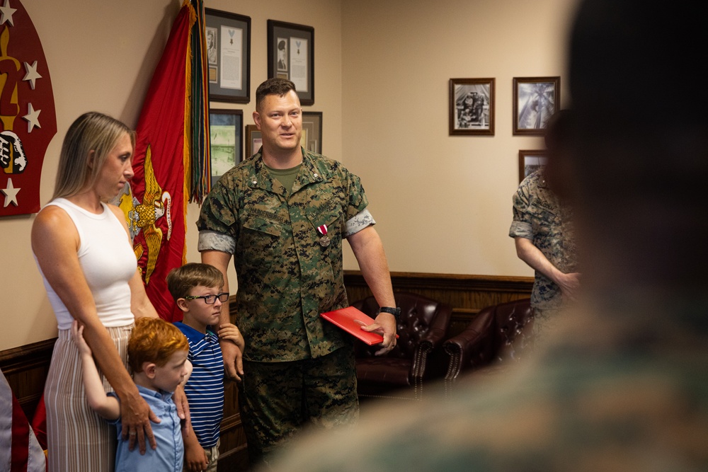 DVIDS - Images - Lt. Col. Hardenburgh Receives MSM and Farewell [Image 8 of 11]