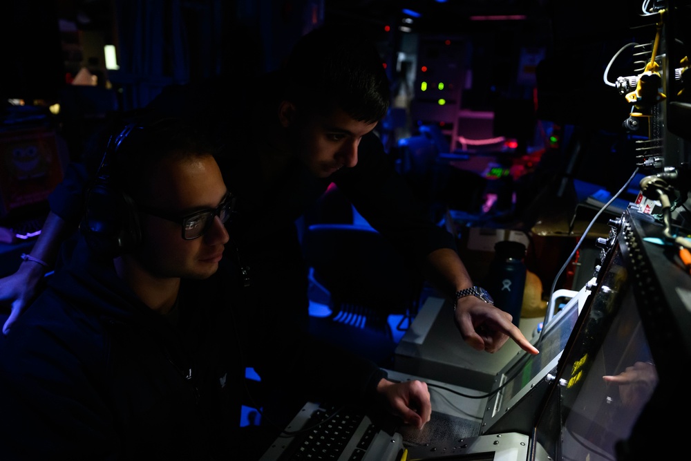 DVIDS - Images - CIC aboard USS Gridley (DDG 101) during RIMPAC 2024 ...
