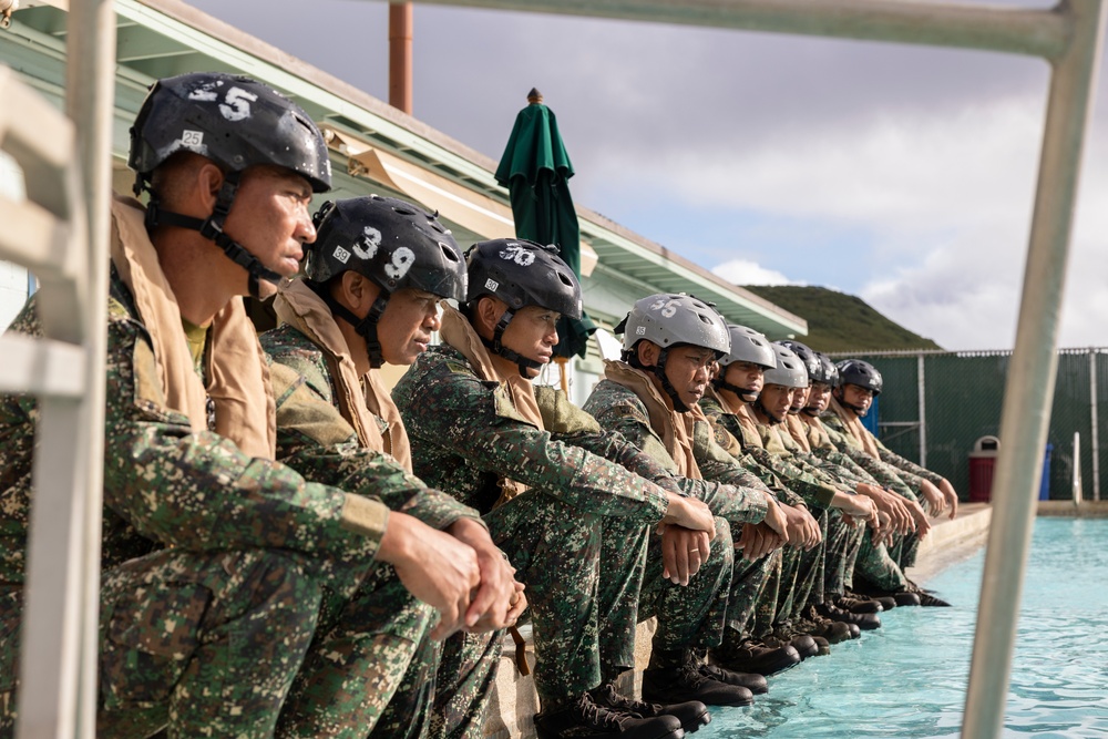 DVIDS - Images - Philippine marines conduct shallow water egress ...
