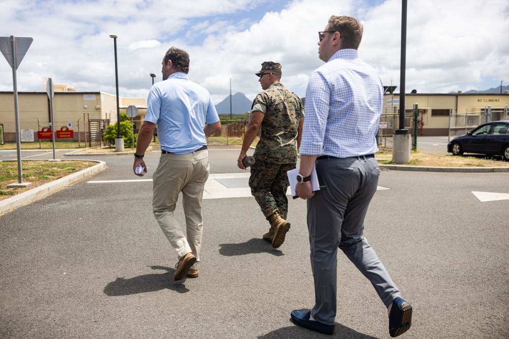 DVIDS - Images - Staff Delegate Bennitt Visit [Image 5 of 5]