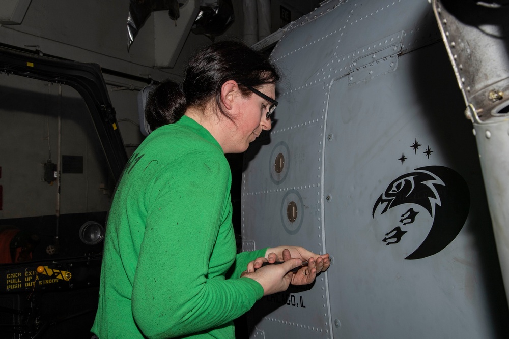 DVIDS - Images - Abraham Lincoln conducts routine operations [Image 1 ...