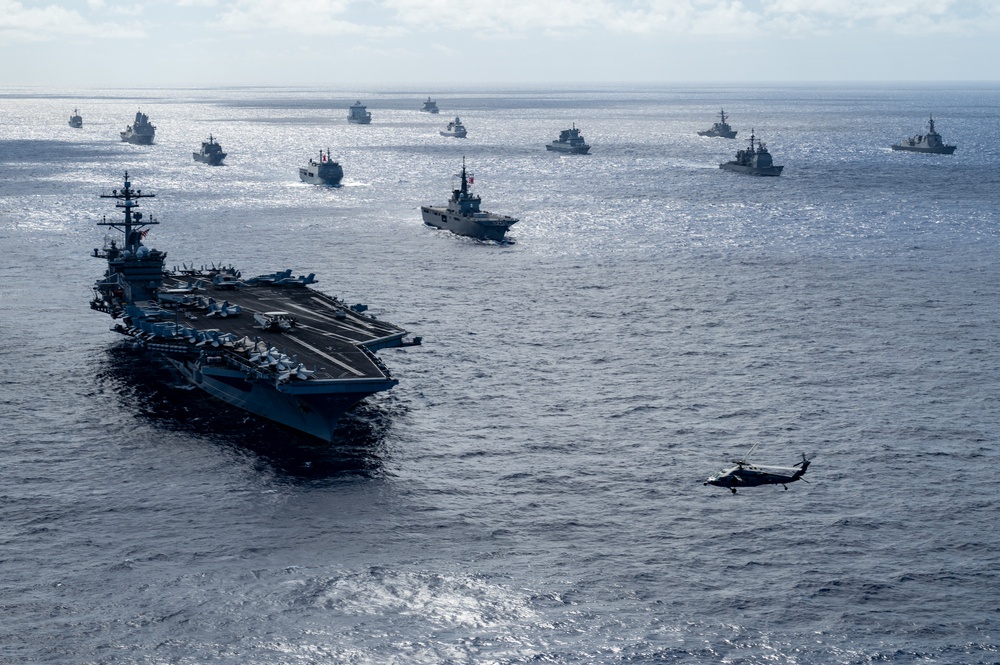 DVIDS - Images - Multinational ships sail in formation during RIMPAC ...