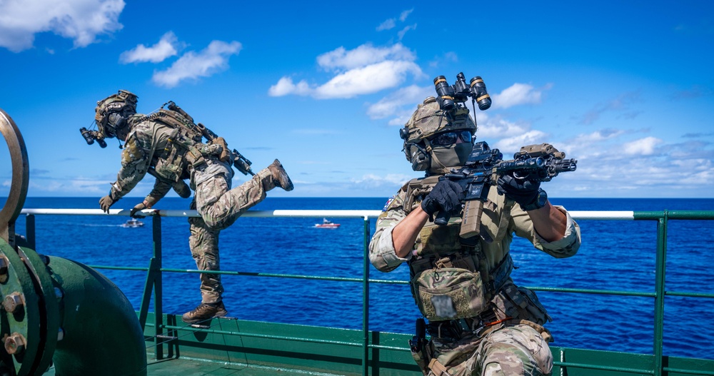 DVIDS - Images - NSW Operators Train with Partner Forces during RIMPAC ...