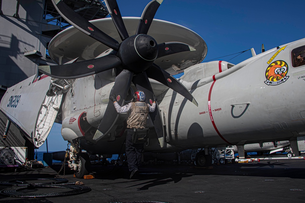 DVIDS - Images - Abraham Lincoln conducts routine flight operations [Image 1 of 5]