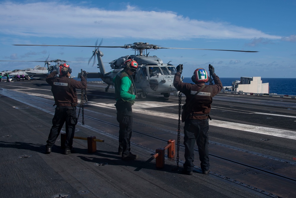 DVIDS - Images - Abraham Lincoln conducts routine flight operations [Image 2 of 5]