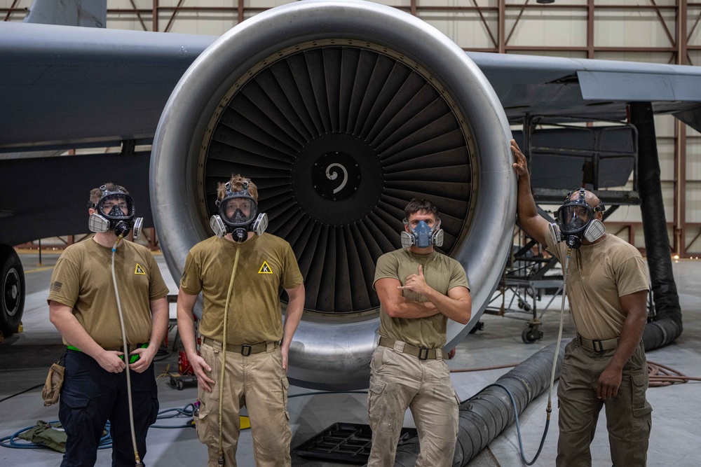 DVIDS - Images - 379th EMXS Fuel Cell respond to the call [Image 5 of 5]