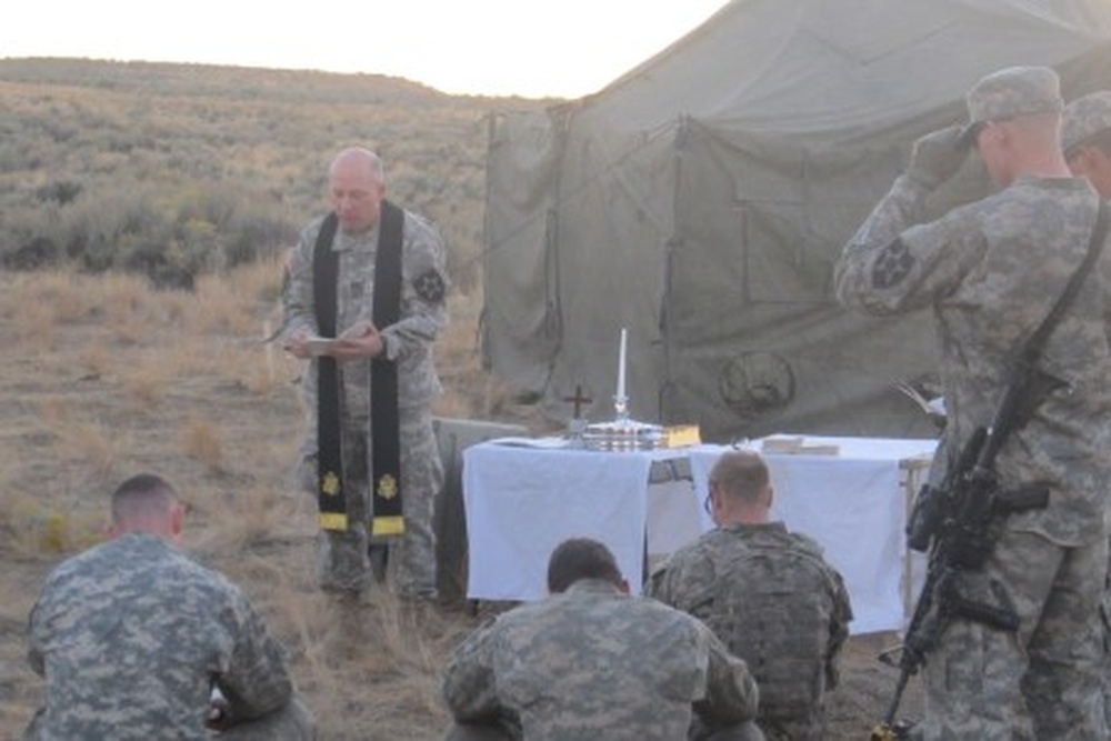 DVIDS - News - Providing guidance and comfort: HRC Army chaplain ...
