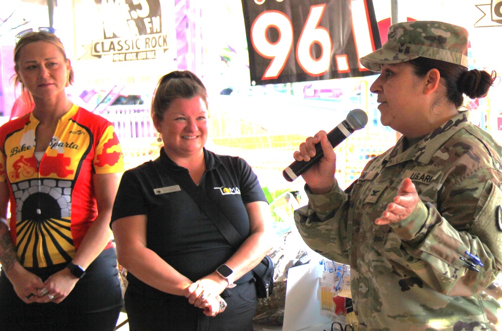 DVIDS - News - New Fort McCoy Garrison commander, garrison command team ...