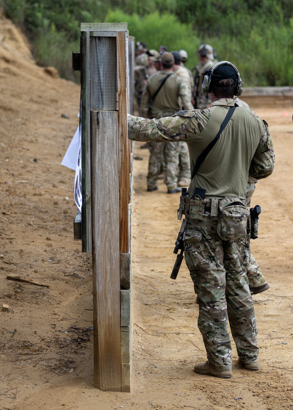DVIDS - Images - ST Airmen, Italian SOF conduct range training during ...