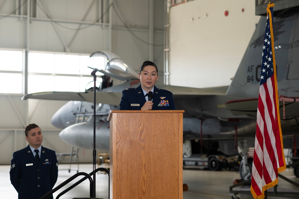 DVIDS - Images - 142nd MXS Welcomes New Commander [Image 4 of 4]