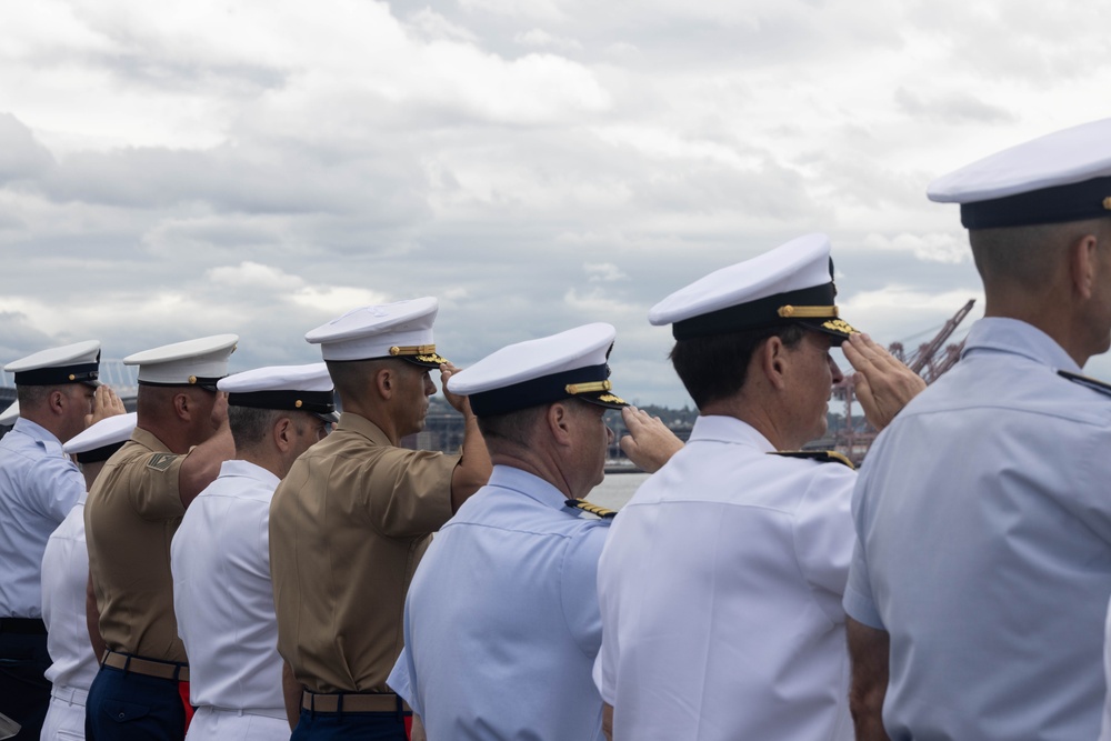 DVIDS - Images - U.S. Marine leaders attend parade of ships during ...